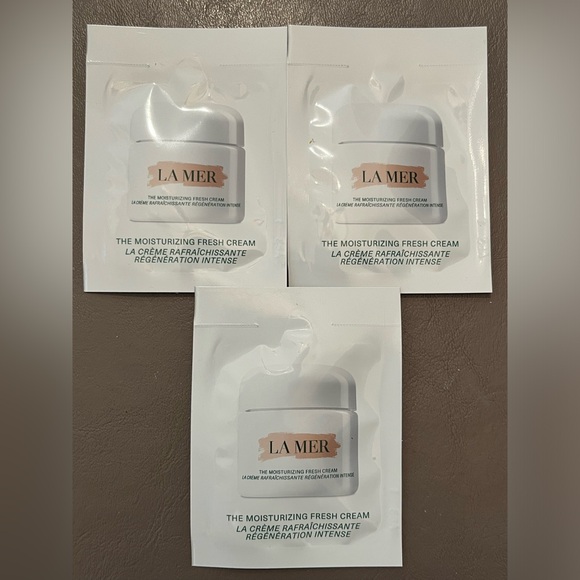 La Mer | Makeup | La Mer Moisturizing Cream Sample Sizes | Poshmark